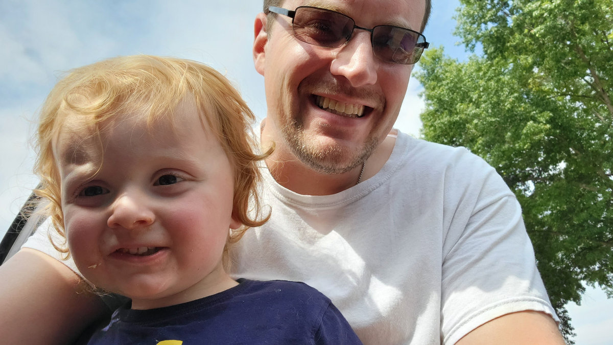 Dumb Workers | Bobby Hodges