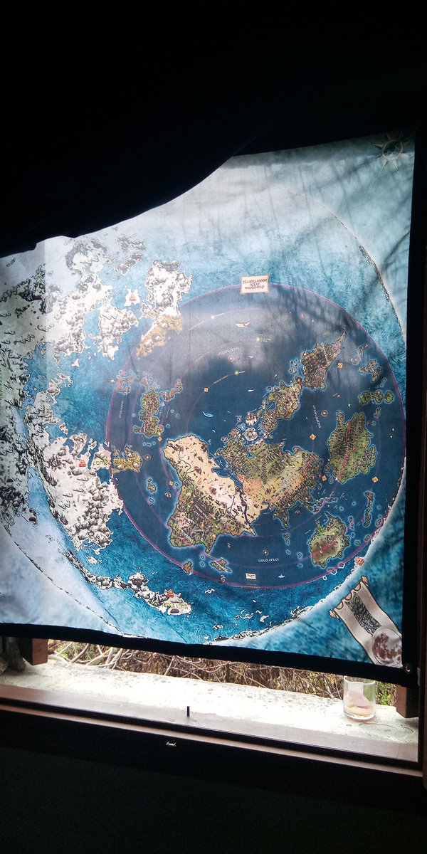 World Atlas / Banner Flag 1m x 1m | Mountaindub