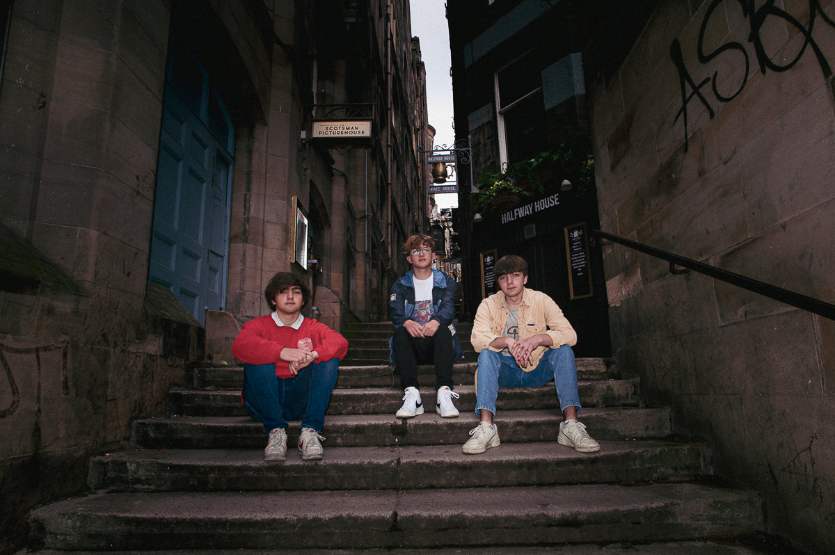 No Game For A Saint | Tandale