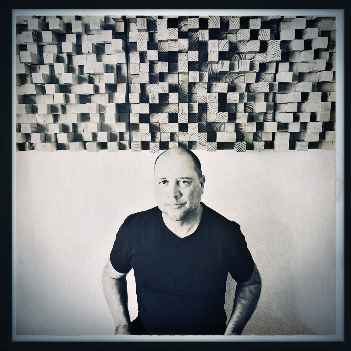 hence | Delicate Noise