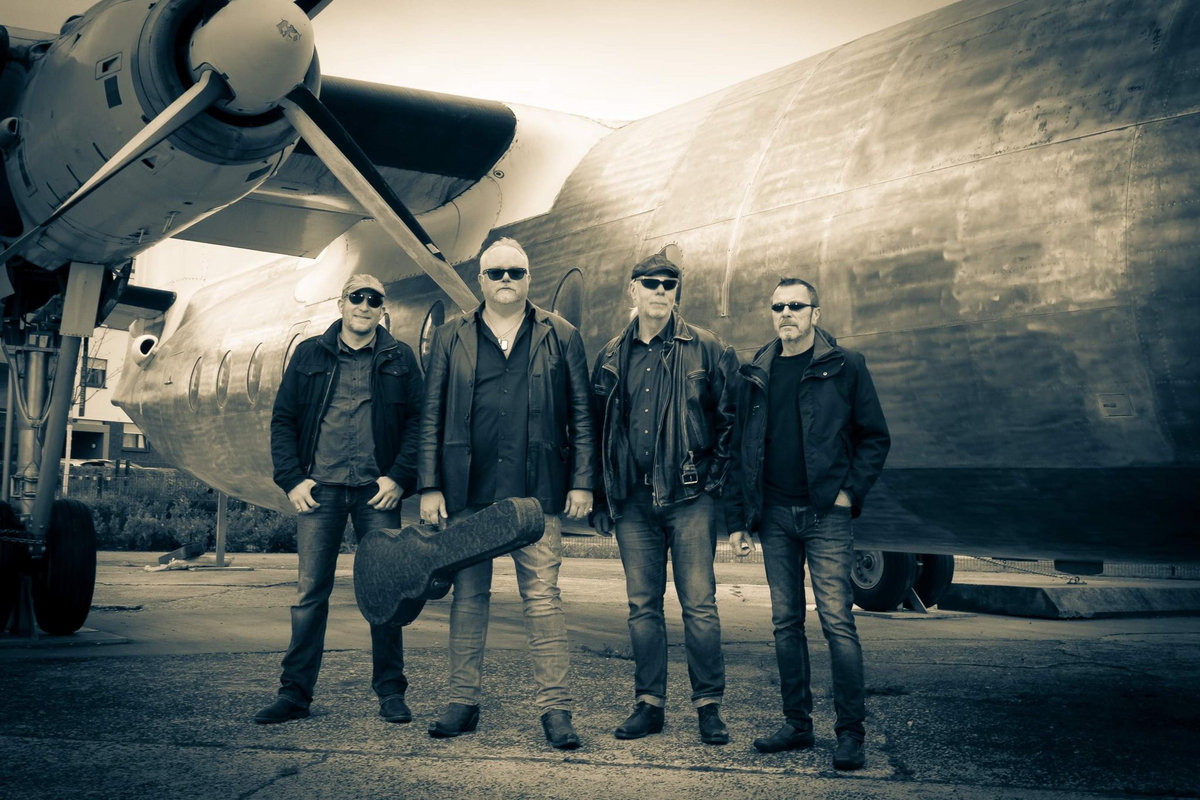 Pink Cadillac | Mother´z Boyzz