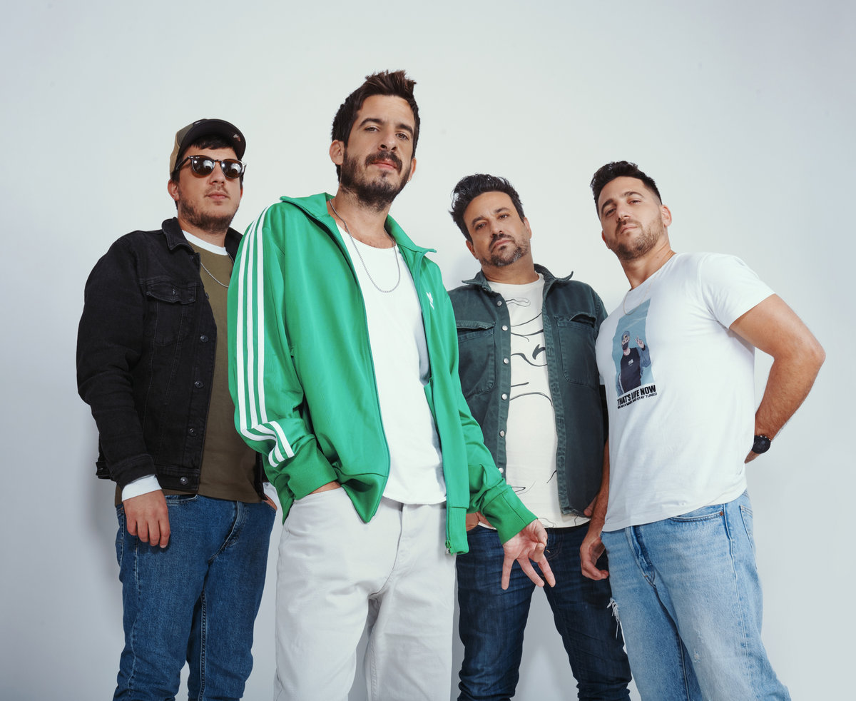 Let's Go | Full Trunk