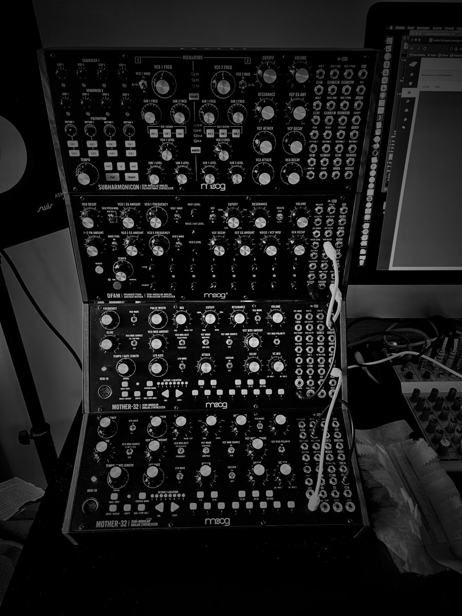 Nonverbal | Low Frequency Operator