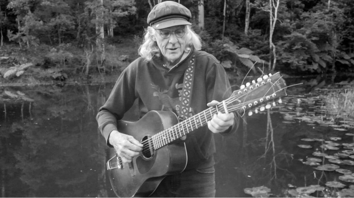 So What If I'm Standing In Apricot Jam | Howard Eynon