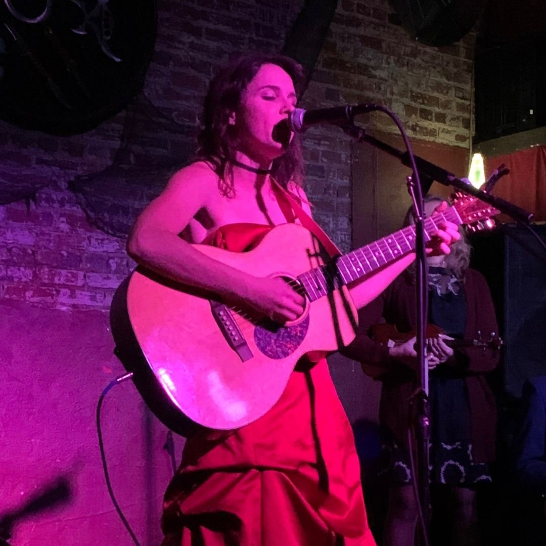 Miss American Vampire | Secret Pool