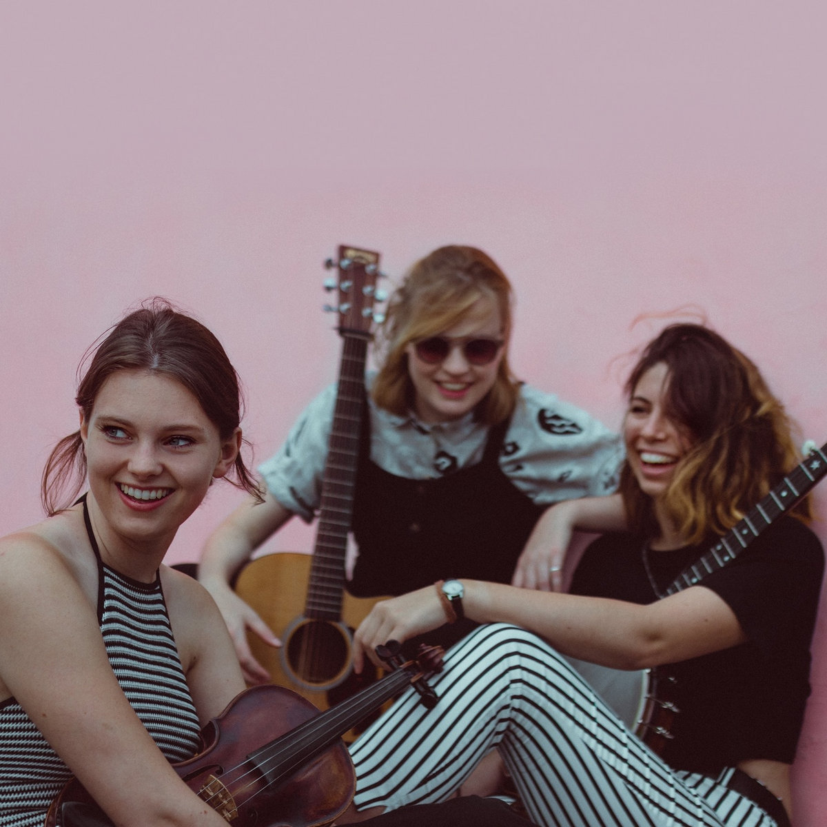 Undertow | The Magpies