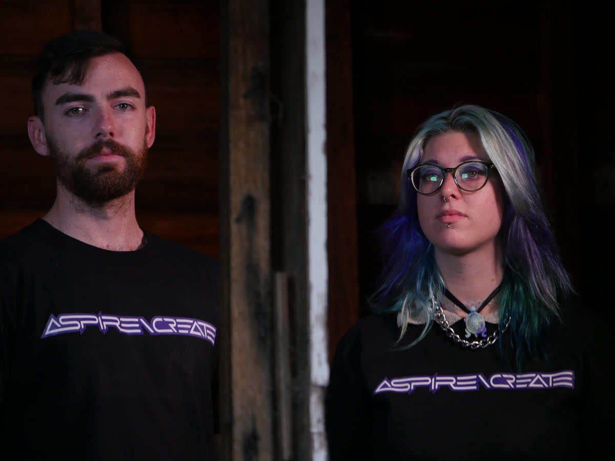 Aspire/Create Logo T | Aspire/Create