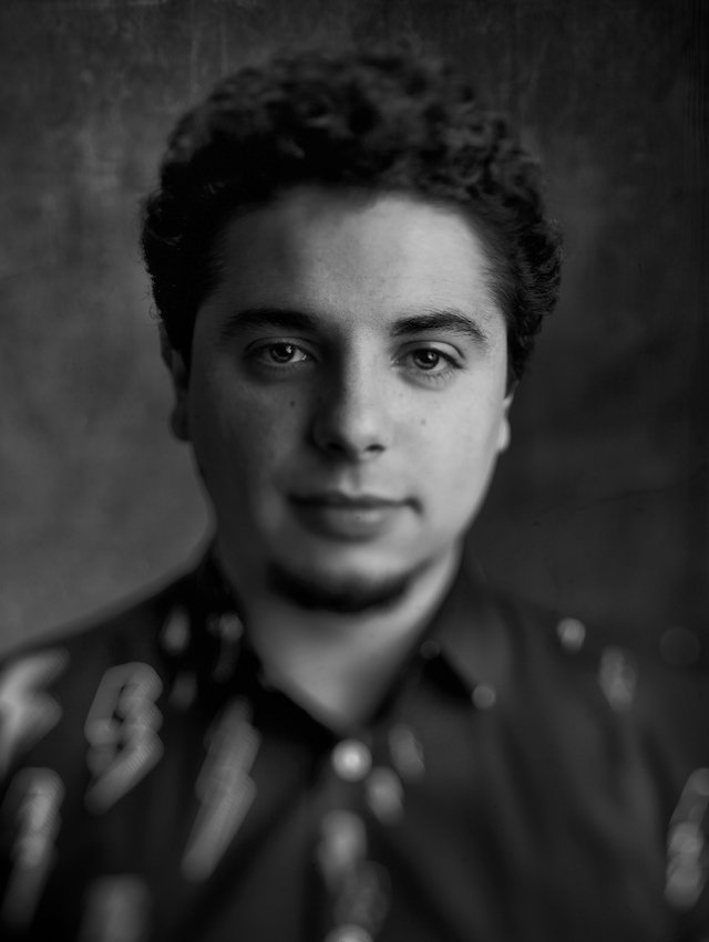 Hangout | Deangelo Silva