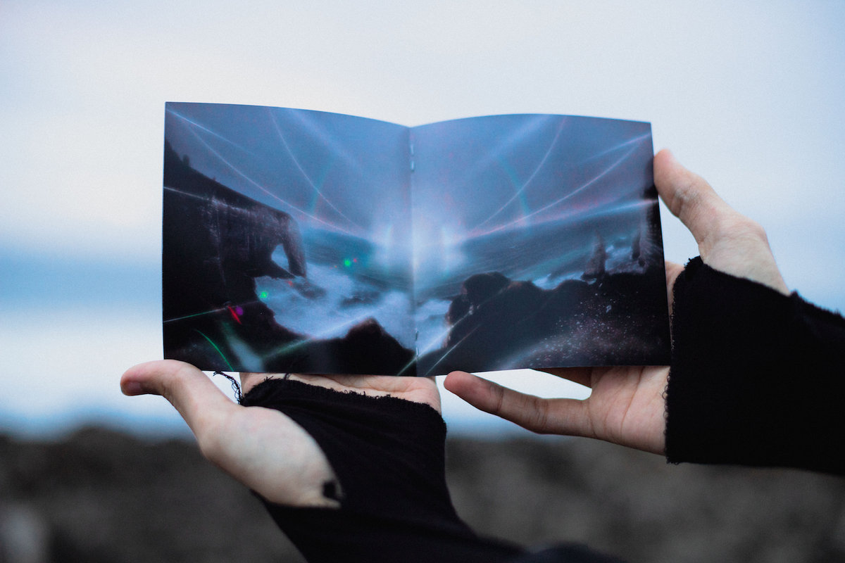 A Blue Wind Is Now | FARWARMTH | Soul Feeder