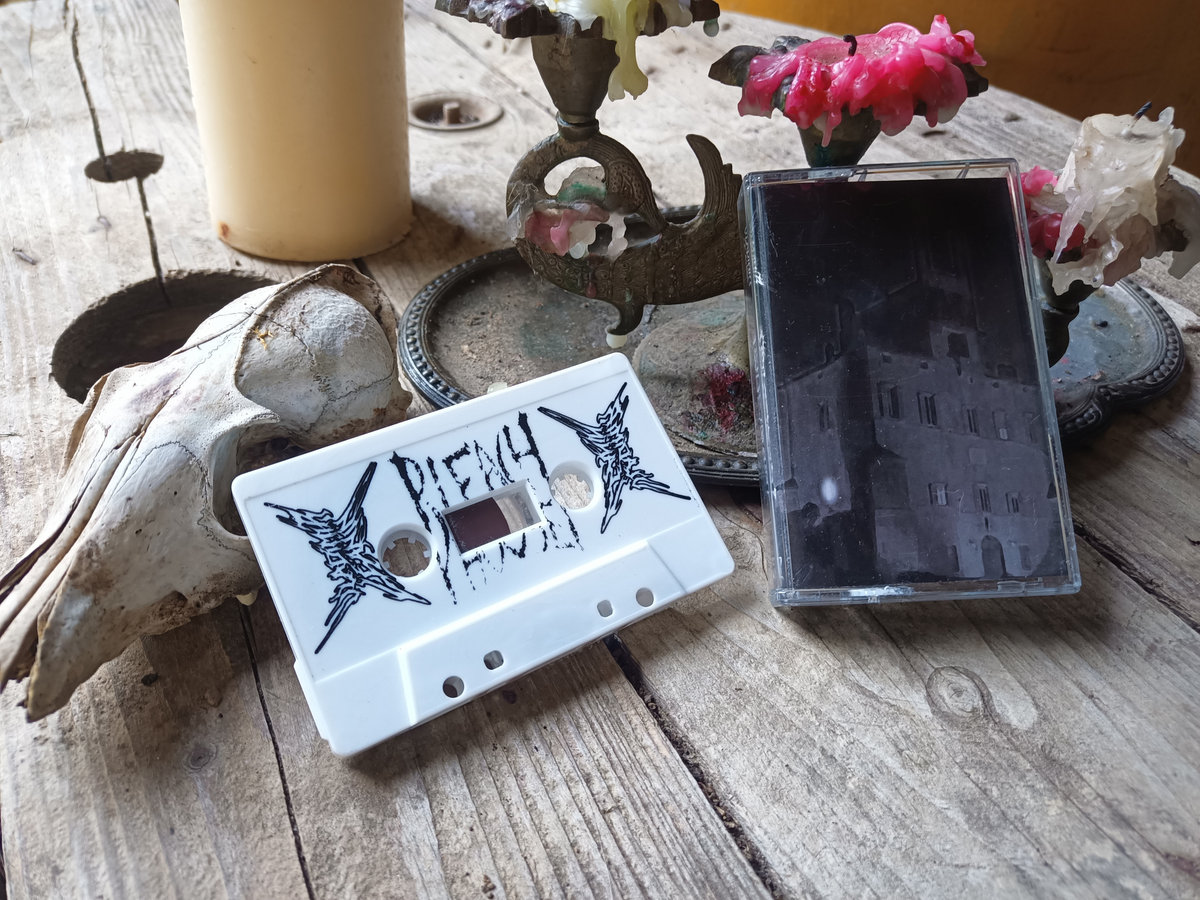 BLEACH HOUSE | Vladimir Leanin | Solium