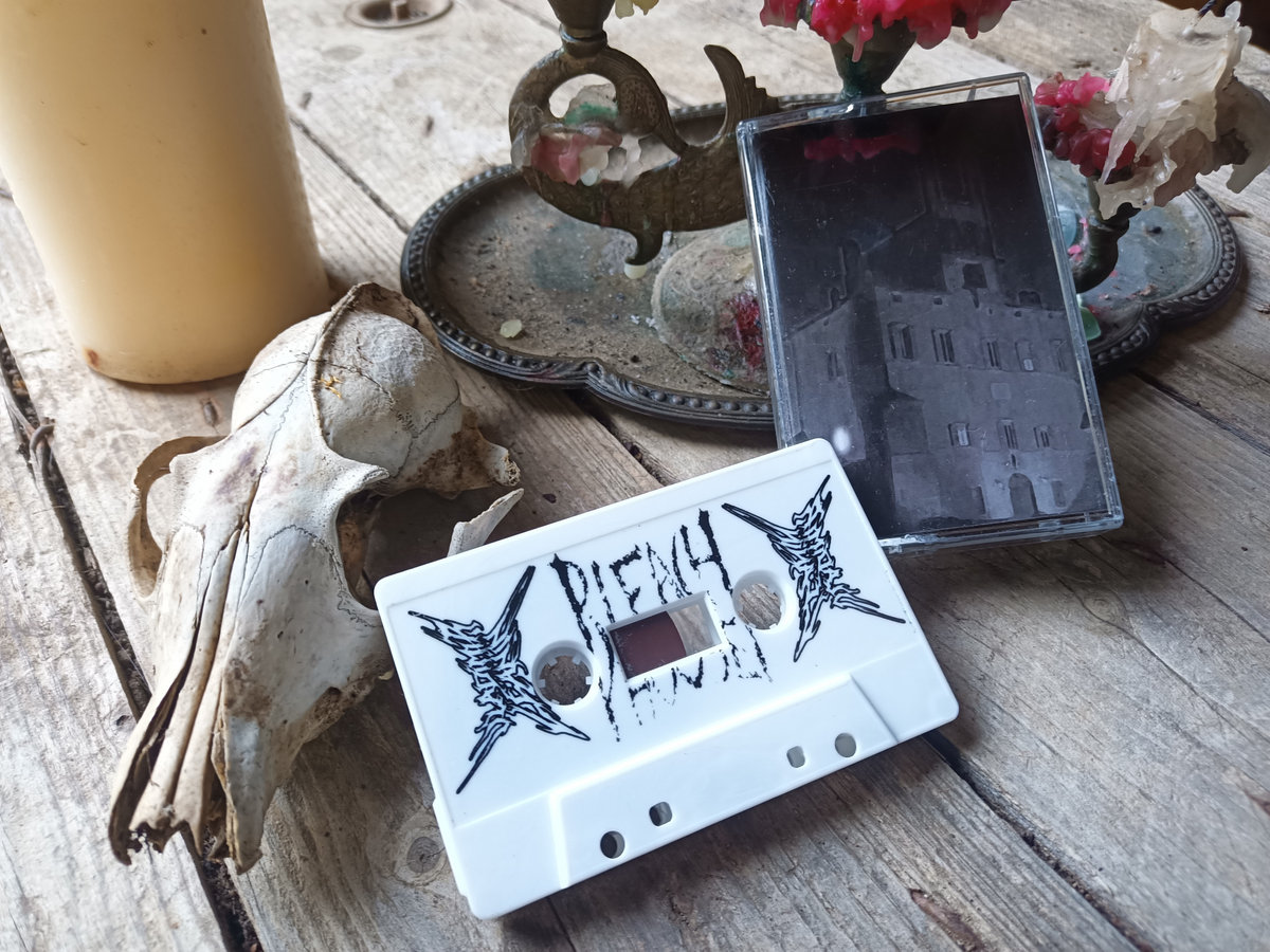 BLEACH HOUSE | Vladimir Leanin | Solium