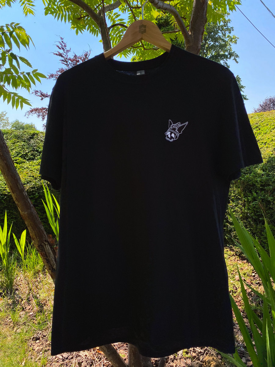 Embroidered Skull Logo T | GAUL