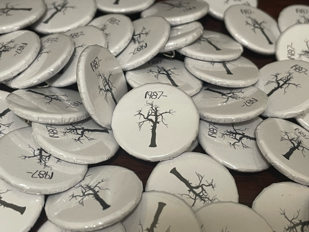 'Around the Mind' Tree Pin Badge | 1987tilpresent (1987-)