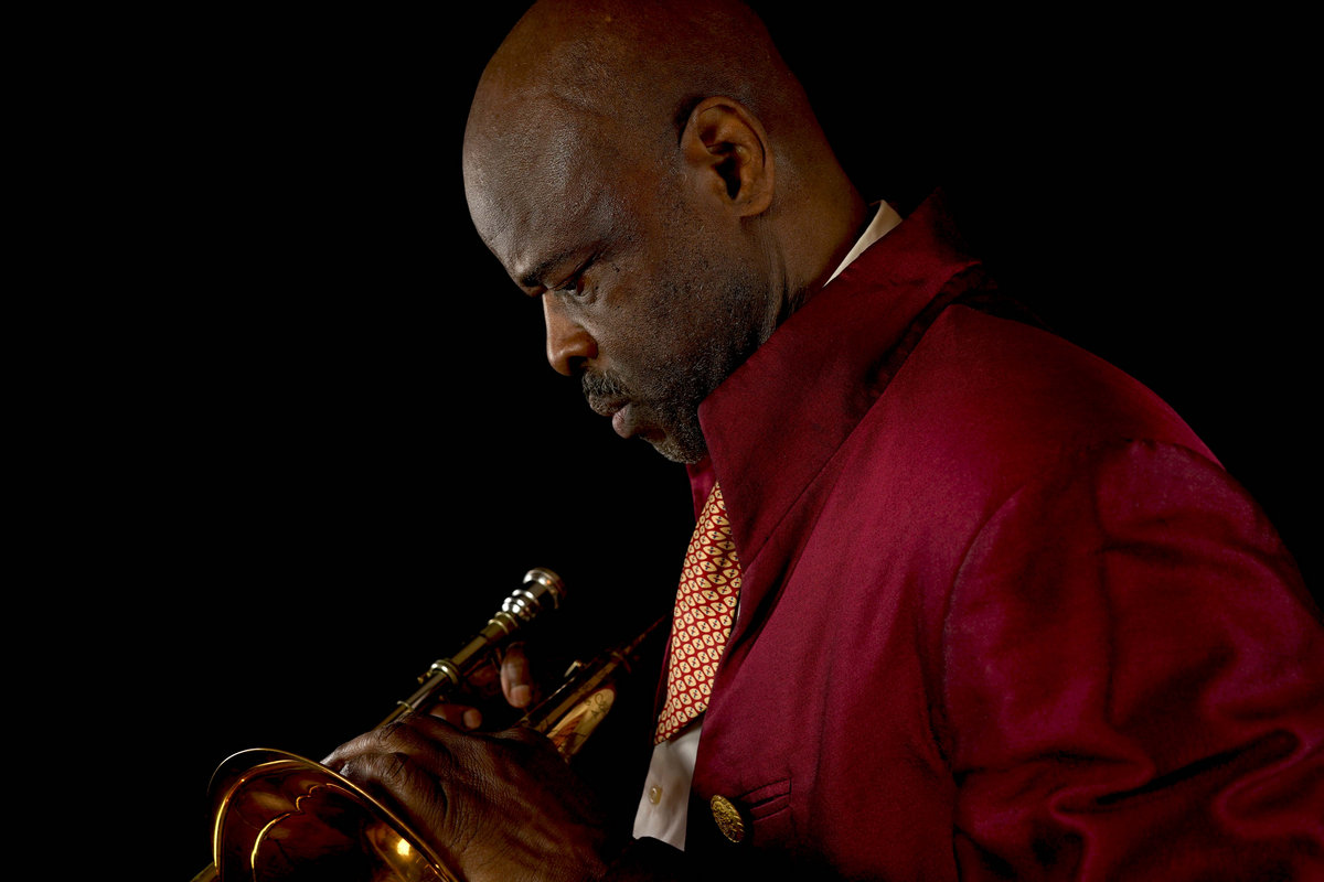 Managing The Mask | Craig Harris