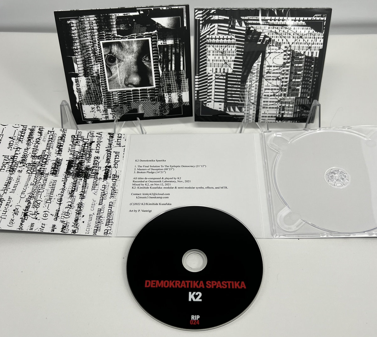 DEMOKRATIKA SPASTIKA | K2