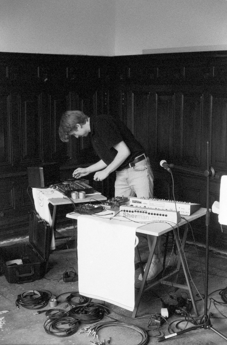 Sun Sets Low on Smear Hill | Konstantin Bessonov