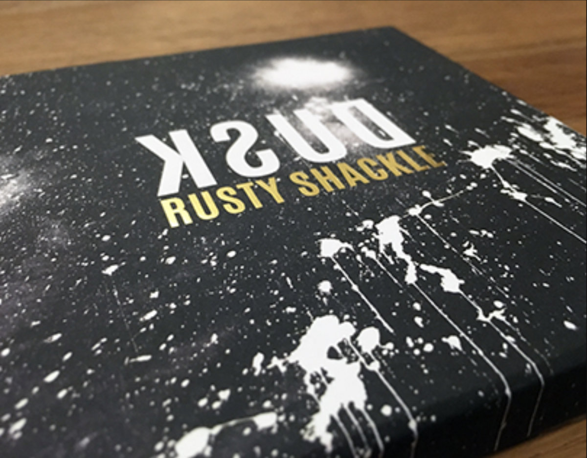 DUSK | Rusty Shackle