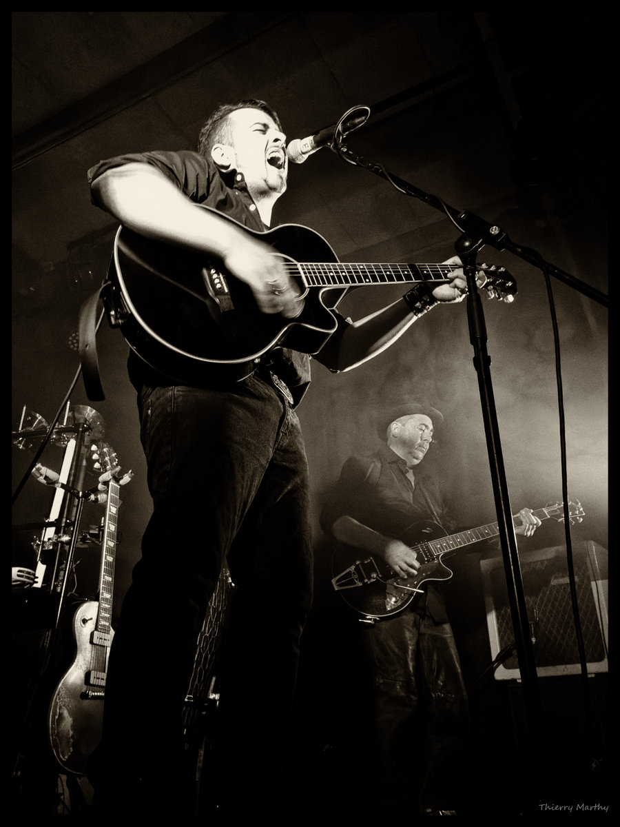 Alone | Andy L. Hawkins