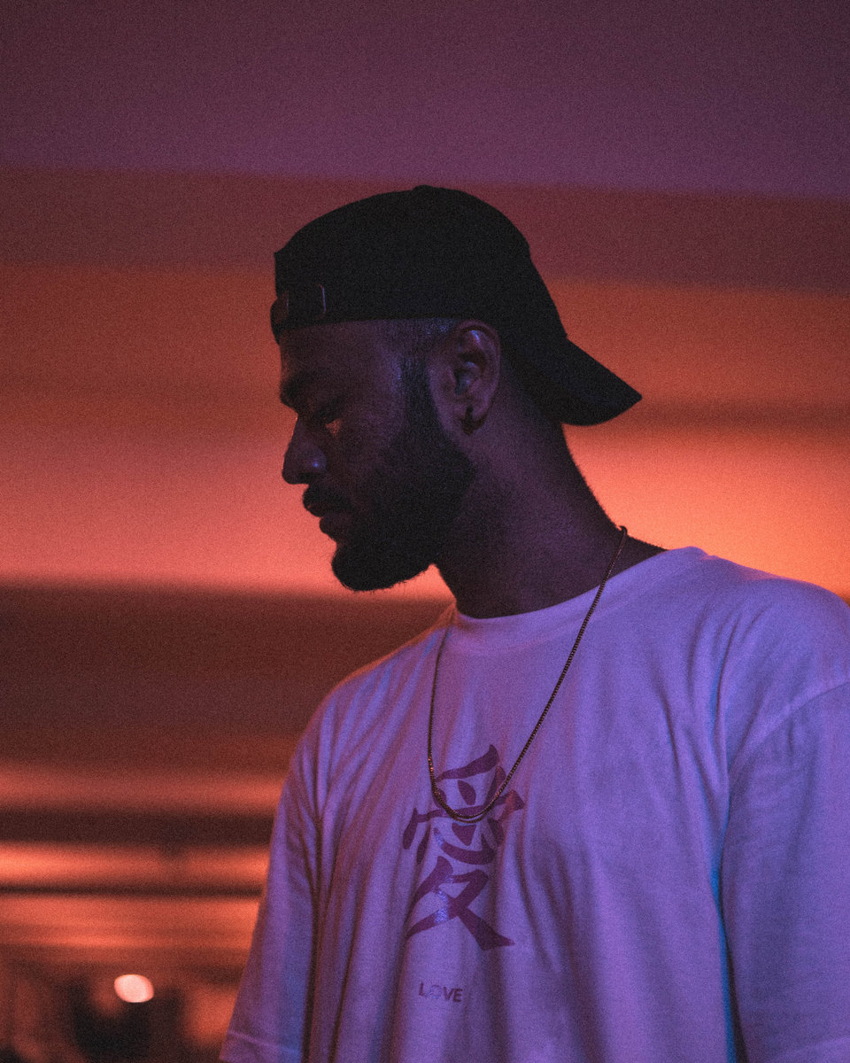 Abstraction | MO.TIF