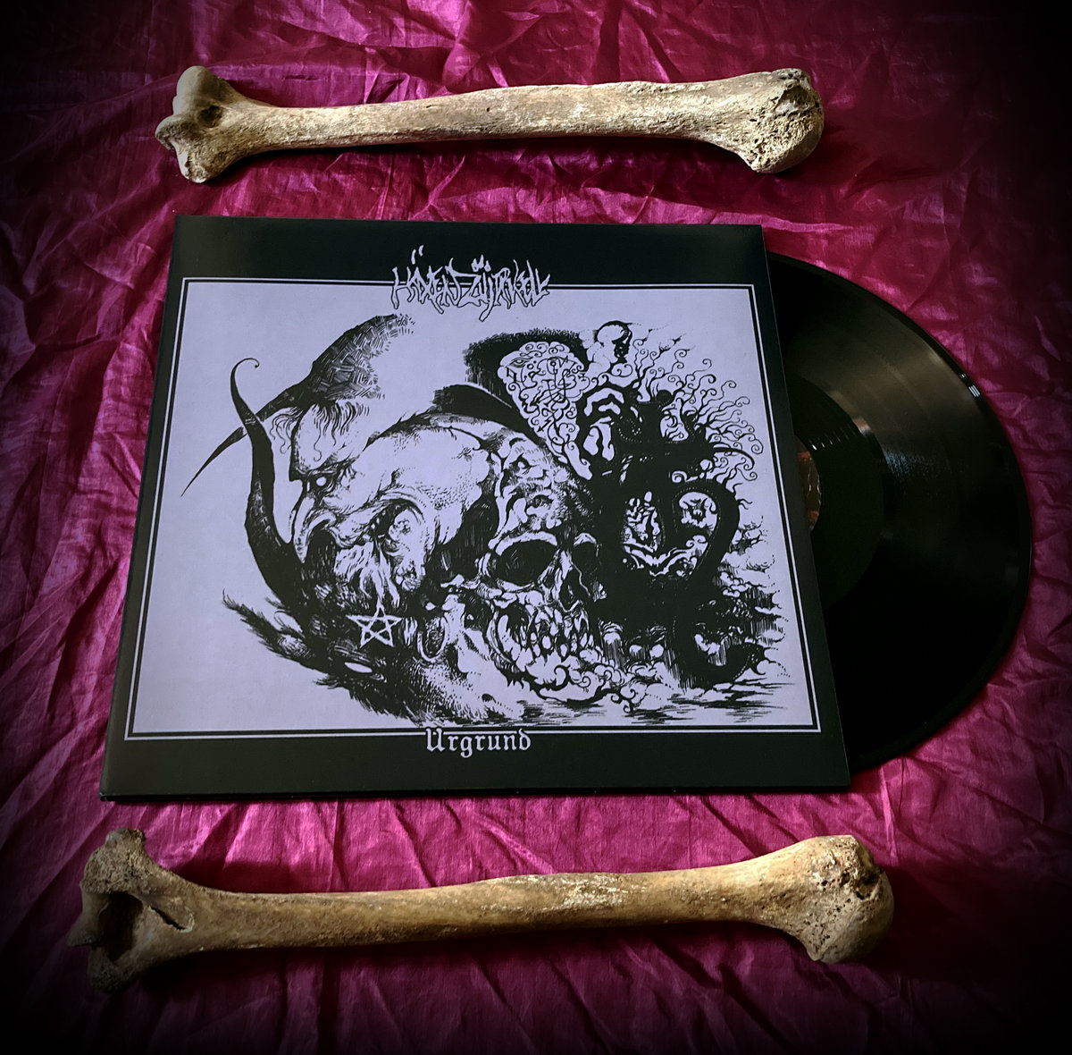 Urgrund | Häxenzijrkell