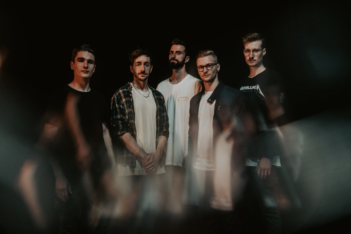 Gone With The Flow | Elwood Stray