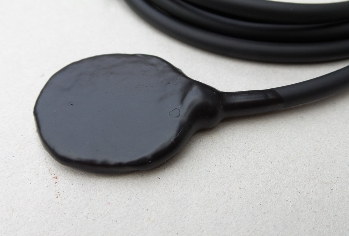 Mono Lo-fi Contact Microphone / Hydrophone | Michael Ridge