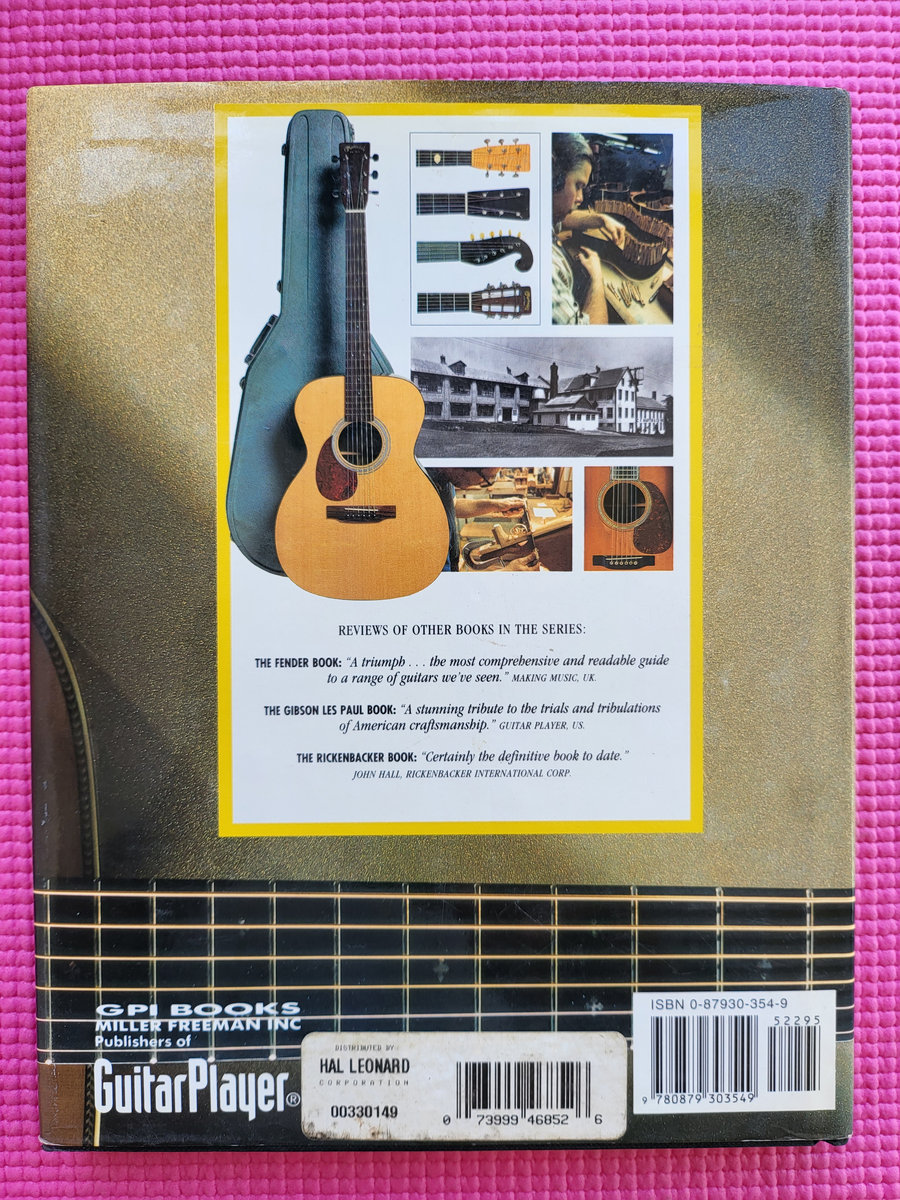 The Martin Book - A complete history of Martin Guitars | Willie Griffin