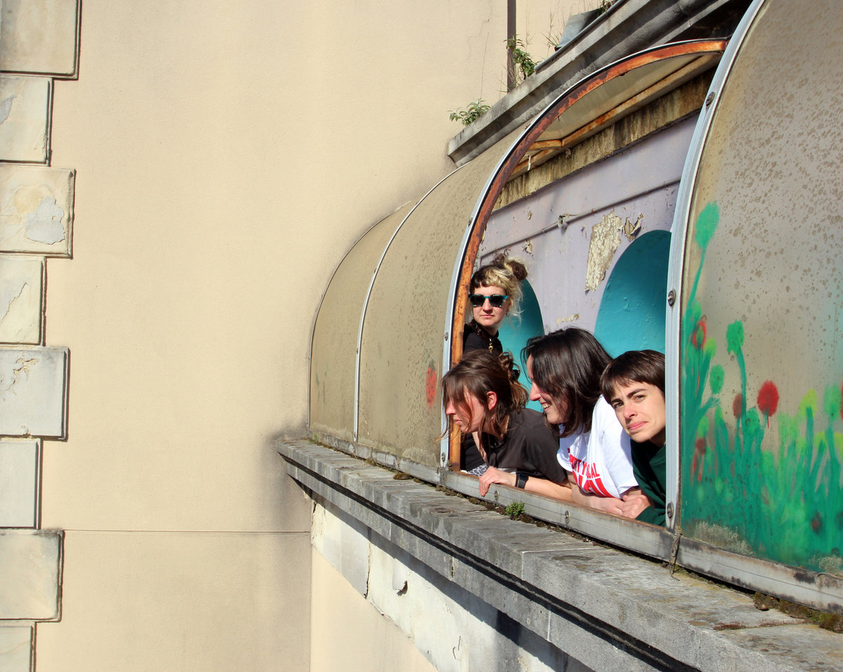 Simiente | Bicho Humano