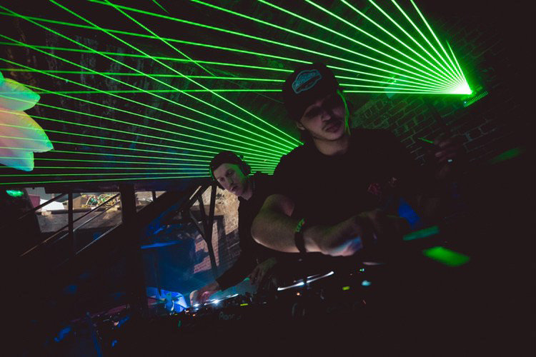 GET DEEP (US017) | Ethan West