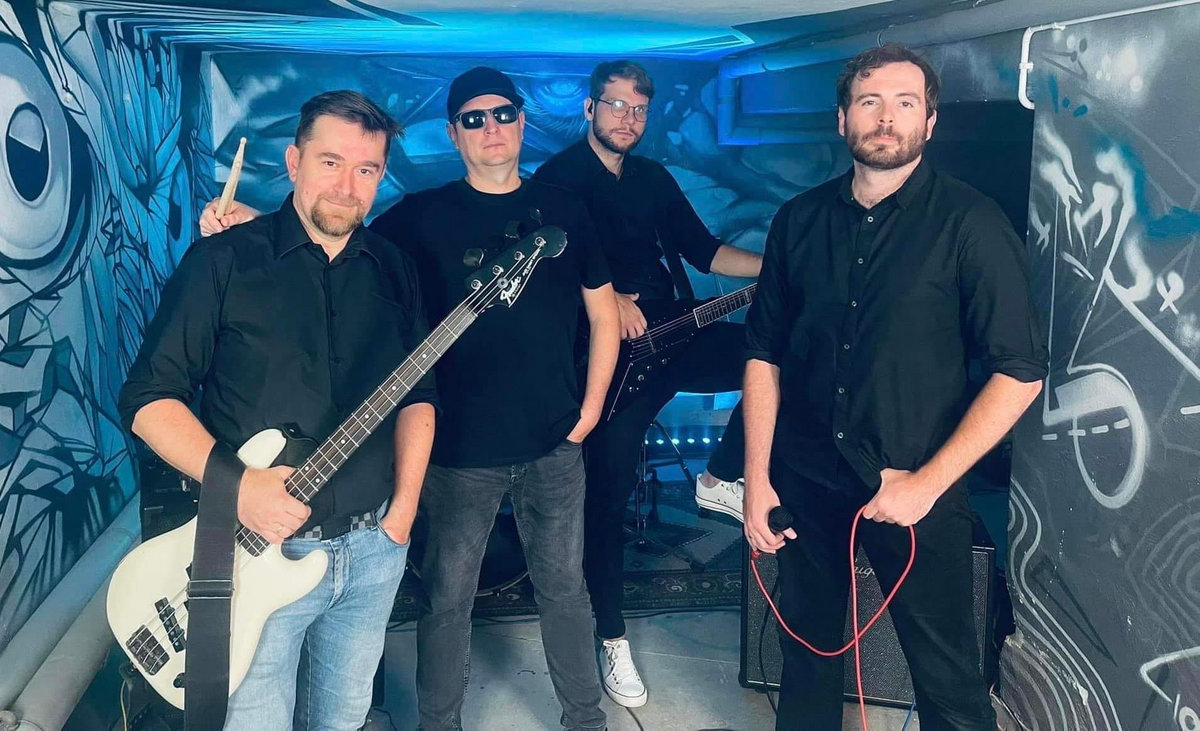 Black dog rising | Vukk