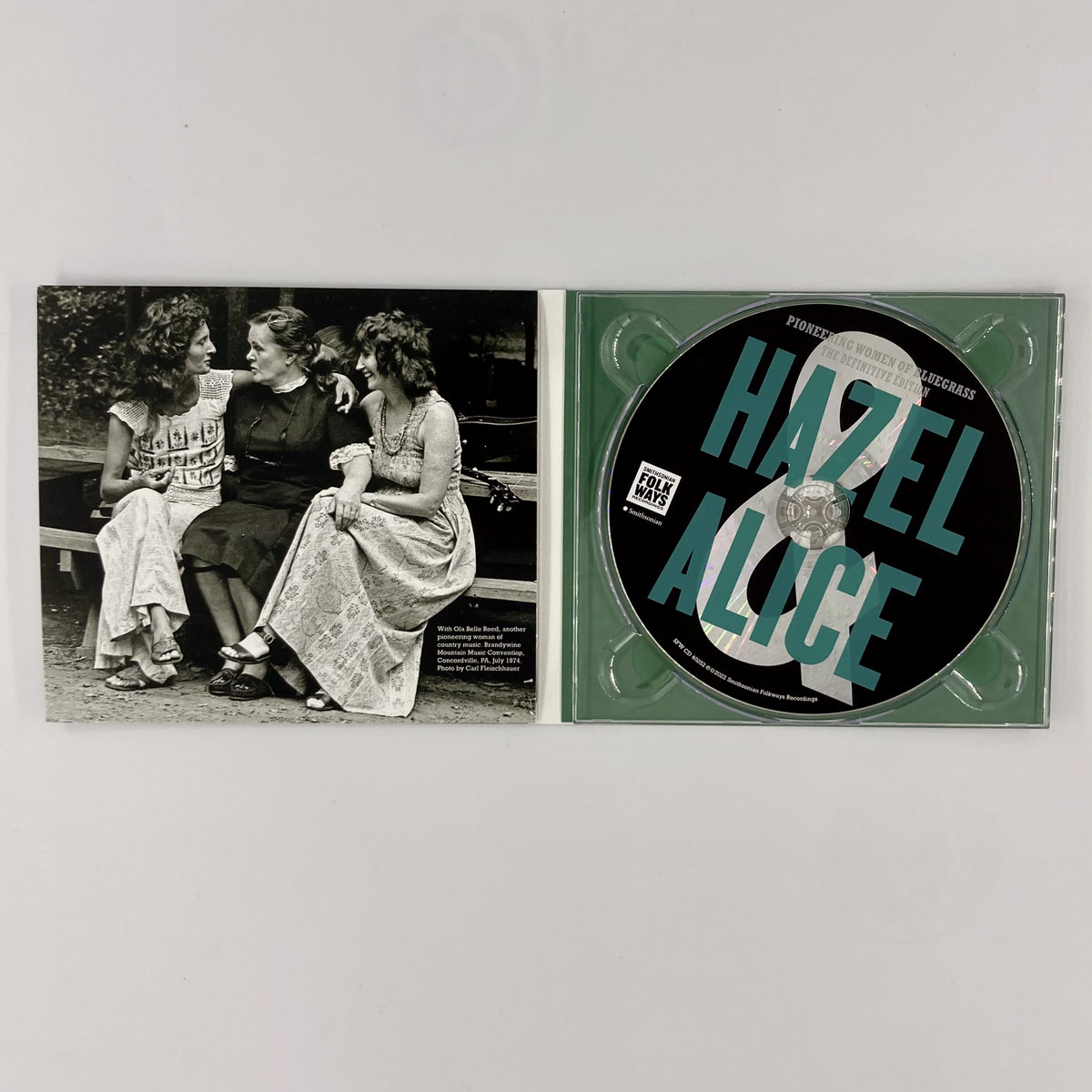 Pioneering Women of Bluegrass: The Definitive Edition | Hazel Dickens ...