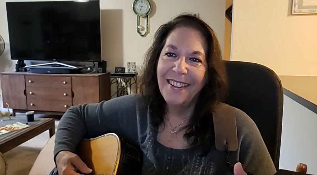 Spirit of the Heart | Ronnee Stolzberg