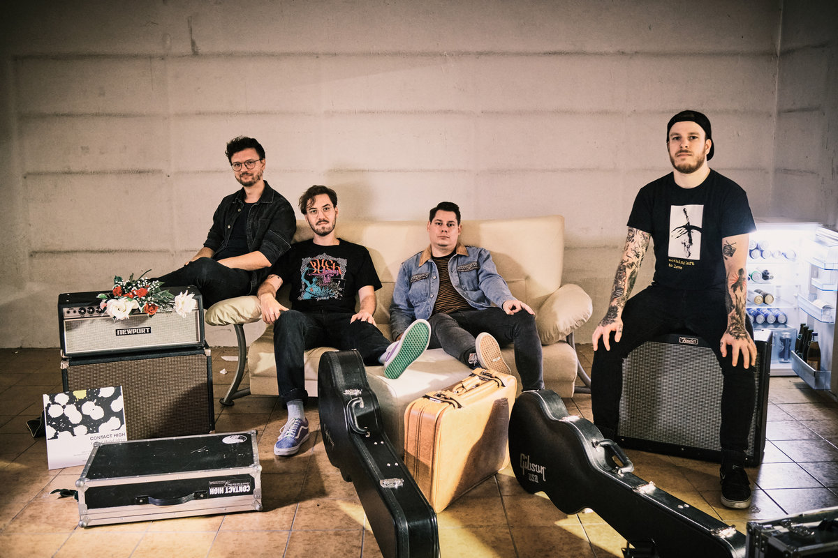 Grand Hotel Abyss | Contact High