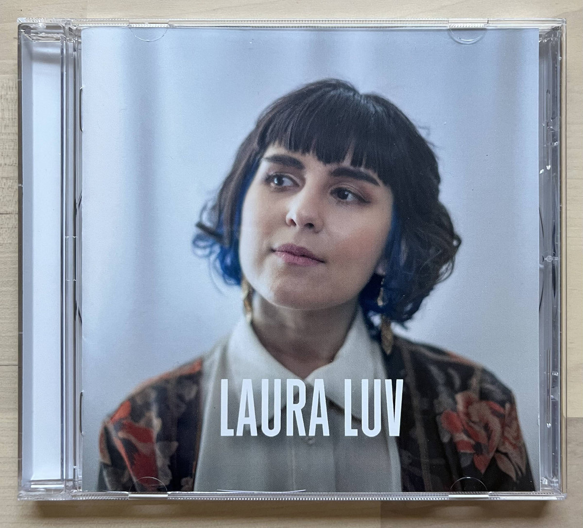 Laura Luv | Laura Luv