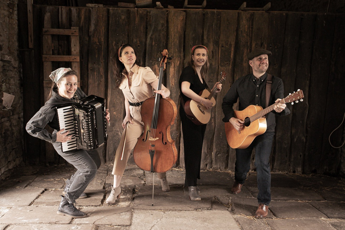 Howay The Lasses - Album Companion | Howay The Lasses