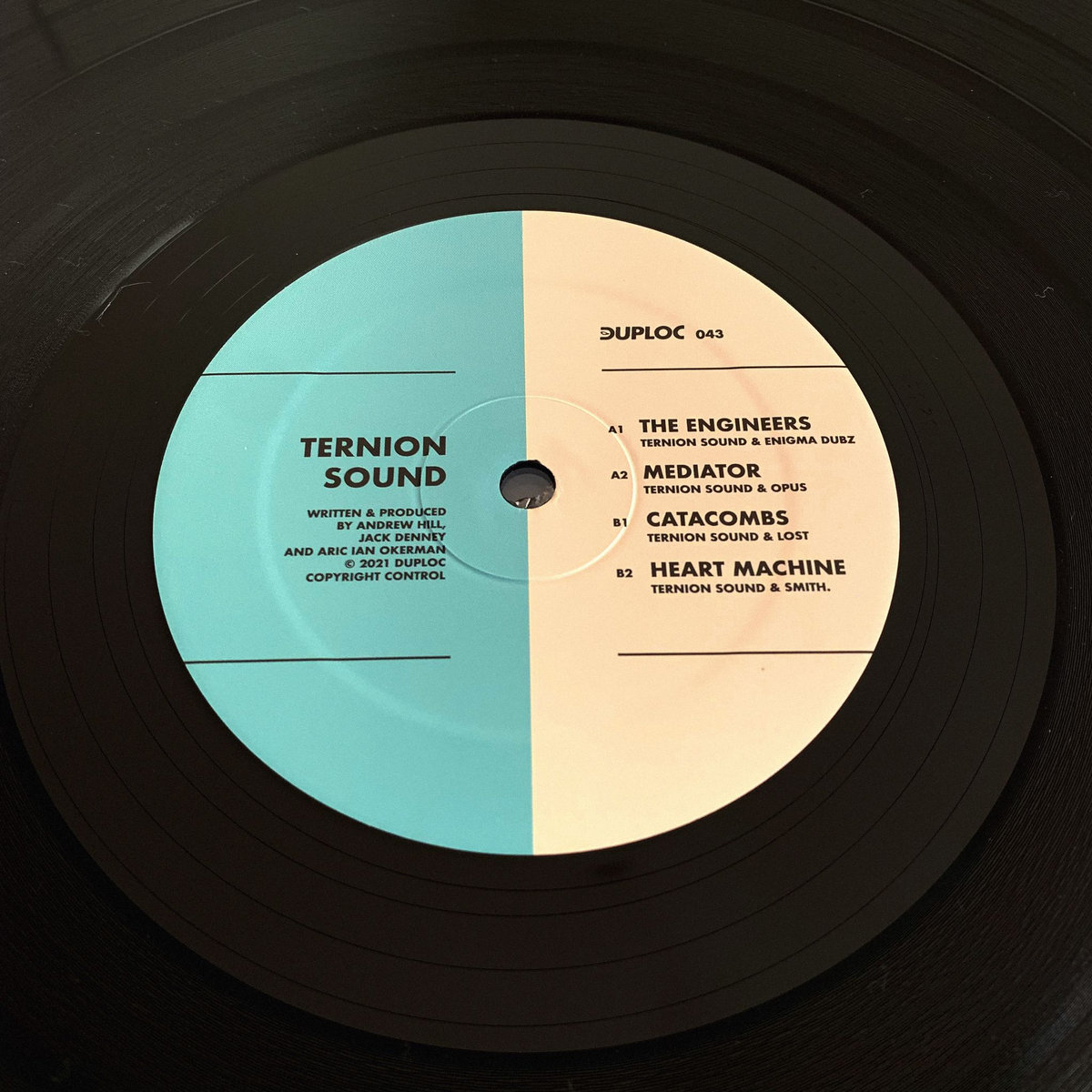 DUPLOC043 - Ternion Sound | Ternion Sound | DUPLOC