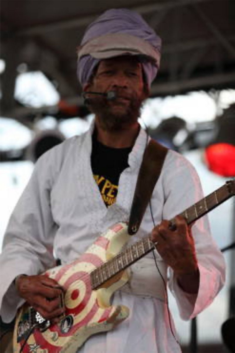 Video Commander | Harry Perry Band | Melodic Revolution Distribution