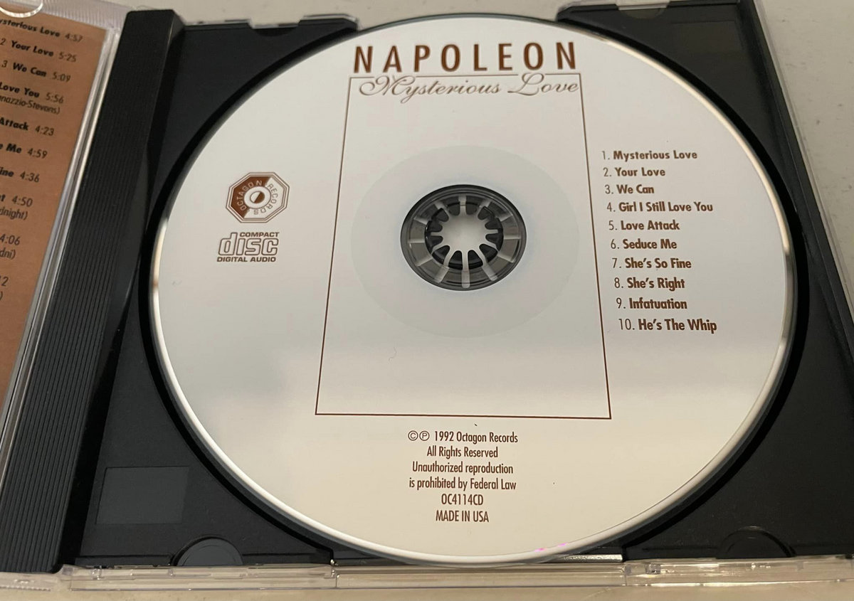 NAPOLEON MYSTERIOUS LOVE | HILTON NAPOLEON