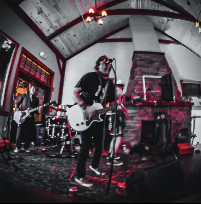 Queezlebuxx EP | Mirror Writing