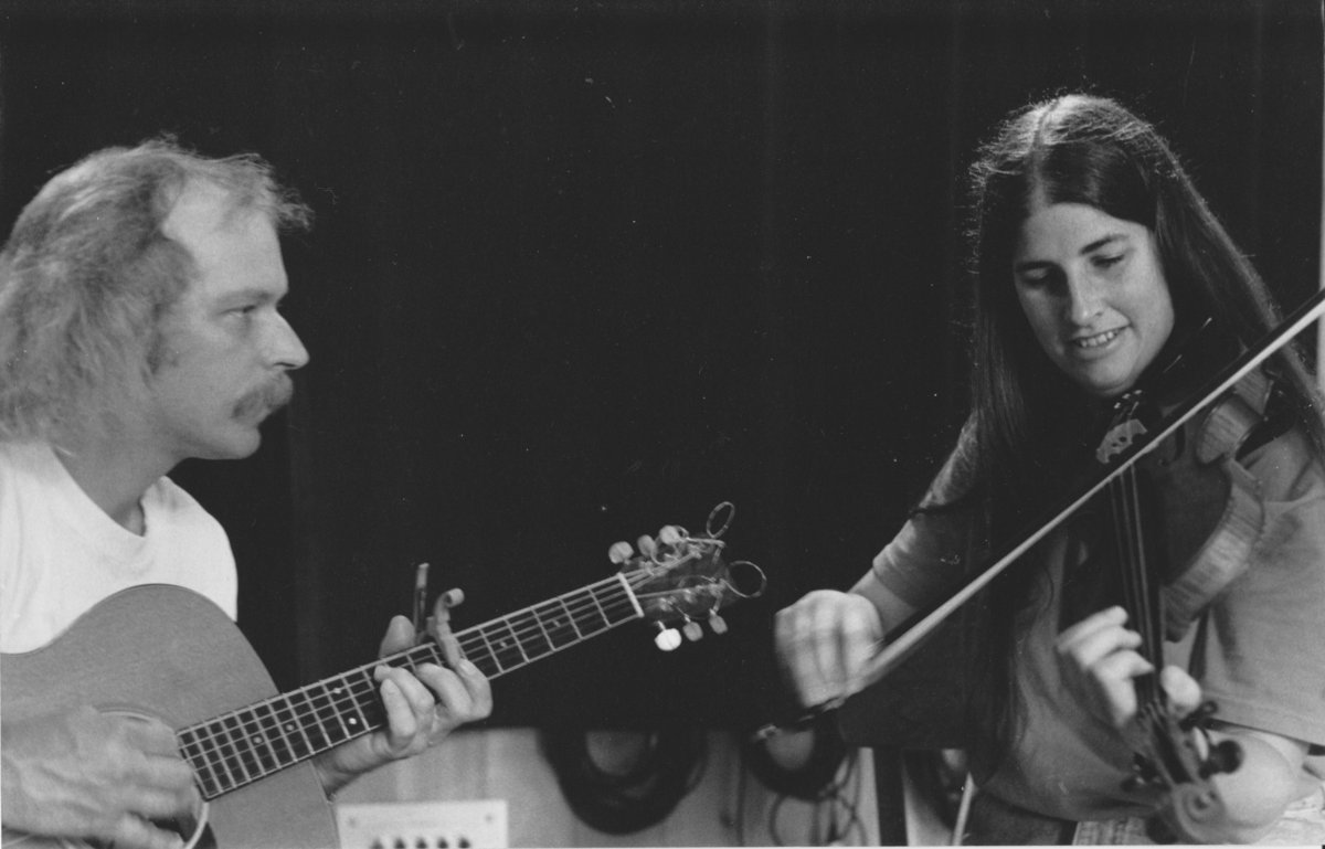 Danse ce soir! traditional tunes of Québec | Laurie Hart, Greg Sandell ...