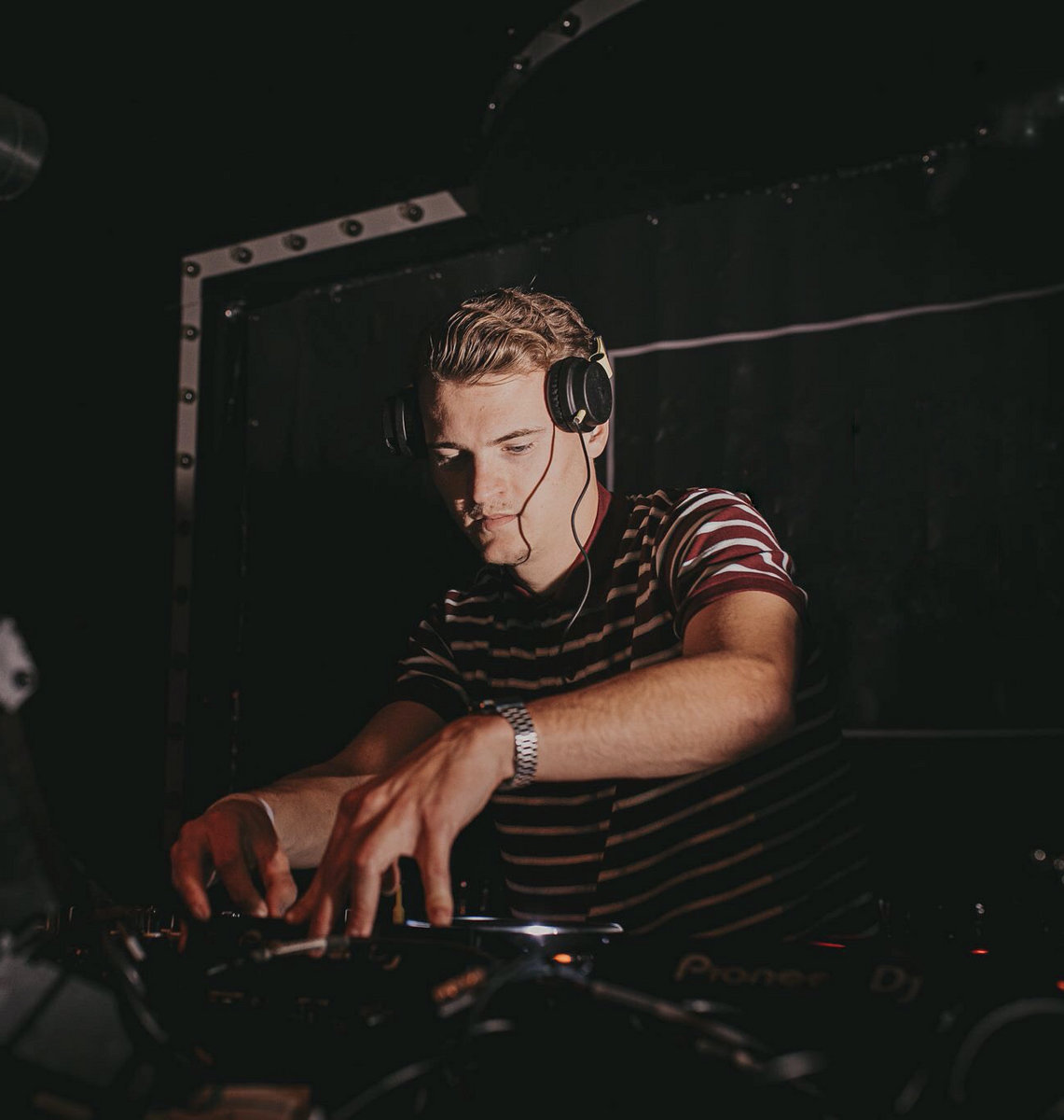 Private To Public (Complete) | Attek