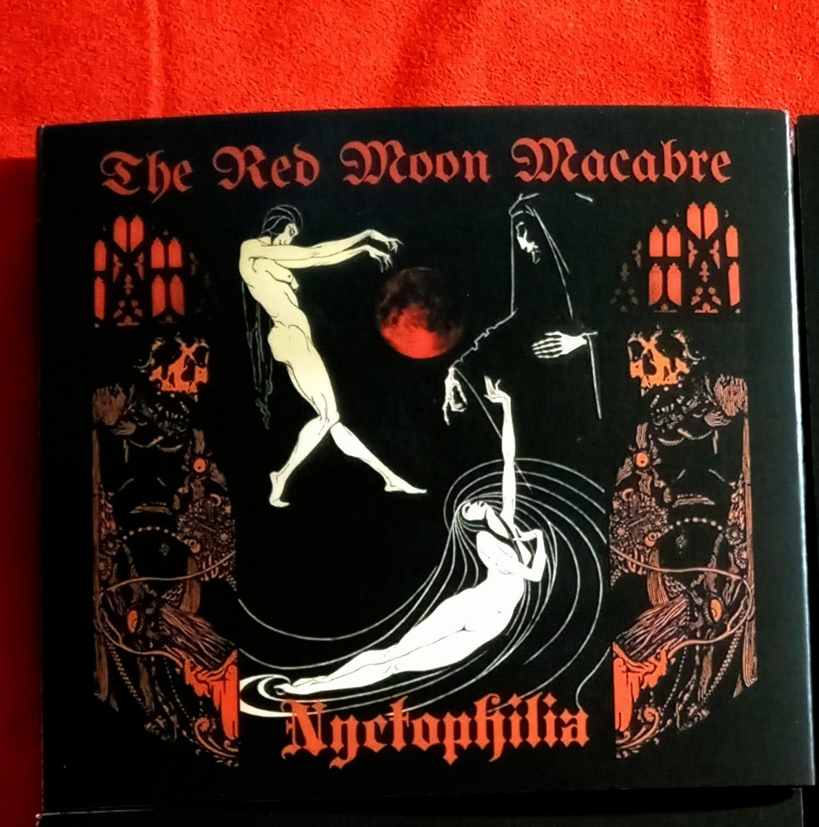 NYCTOPHILIA "DELUXE VERSION" | THE RED MOON MACABRE