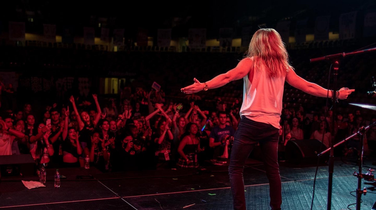 Lighthouse | Alex Alan