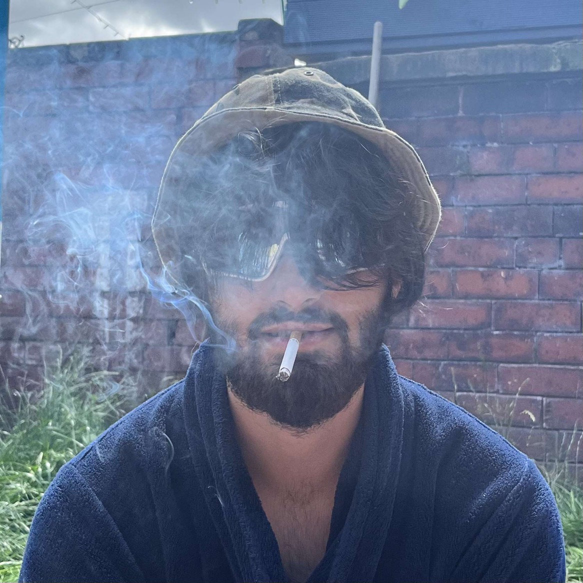 Heads spinning while eating a cornetto | Sam Burke