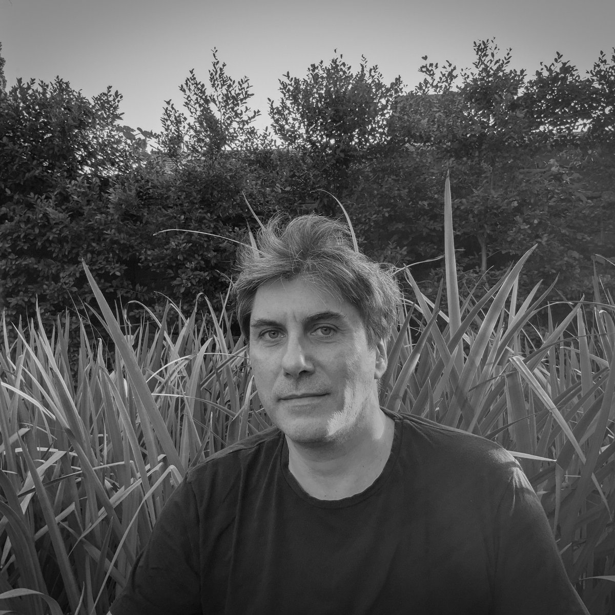 Charade (Bee Gees) | Pablo Sara