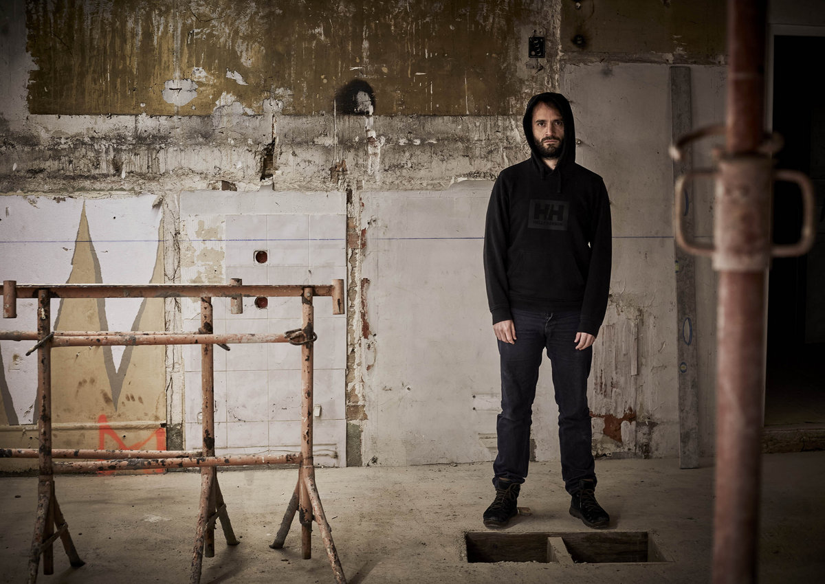 Five Storms - B Sides for Charity | LIXIVIAT