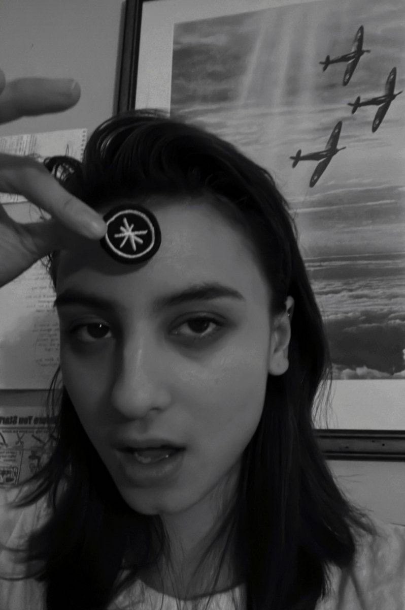 LOGO IRON ON BADGE - 3cm | Heartworms