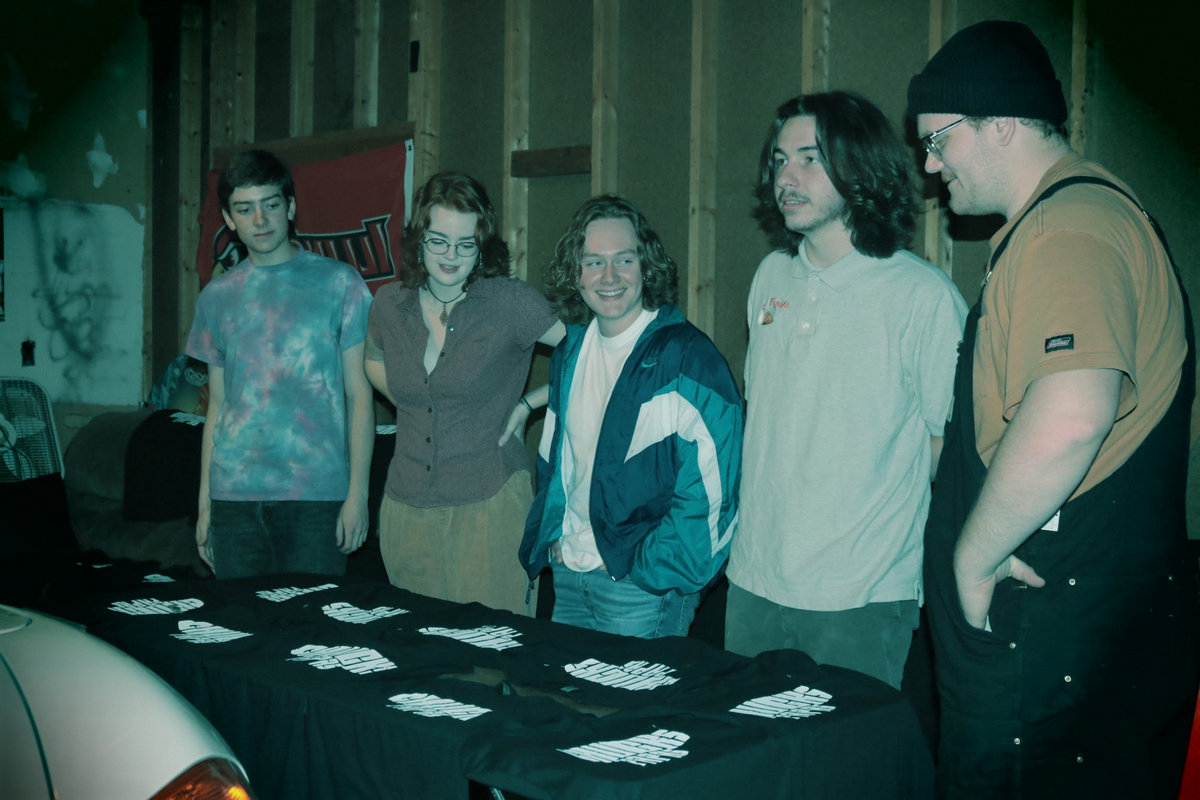 Float | Chuck's Papas