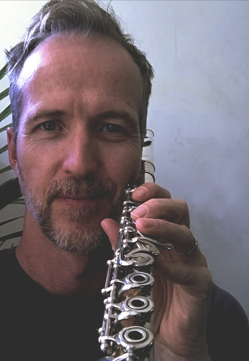 Full Circle | Eamon Holligan