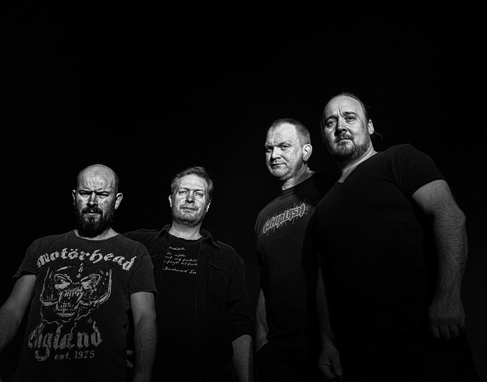 Radio Silence | Von Grief